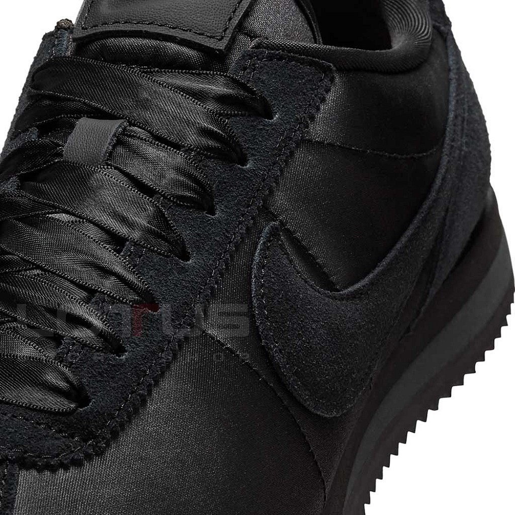 ДАМСКИ МАРАТОНКИ NIKE FV5420-002 CORTEZ SE TREND ЧЕРНИ | Цени от Lotus ...